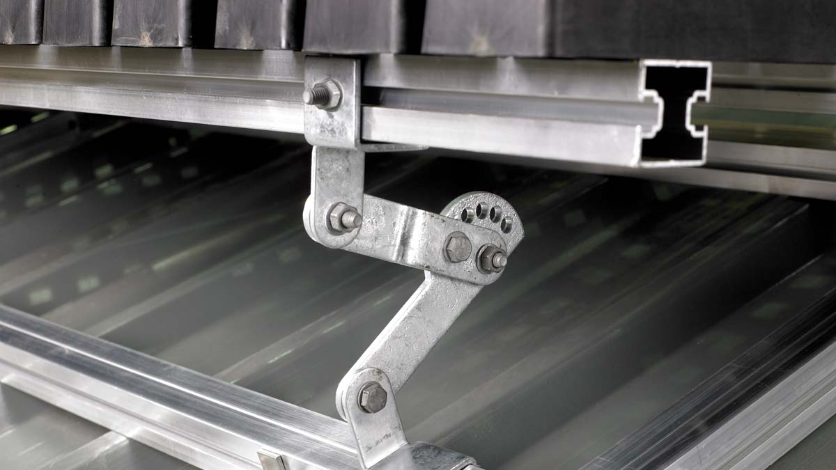 Rooftop Walkway - Flexible Lifeline Systems